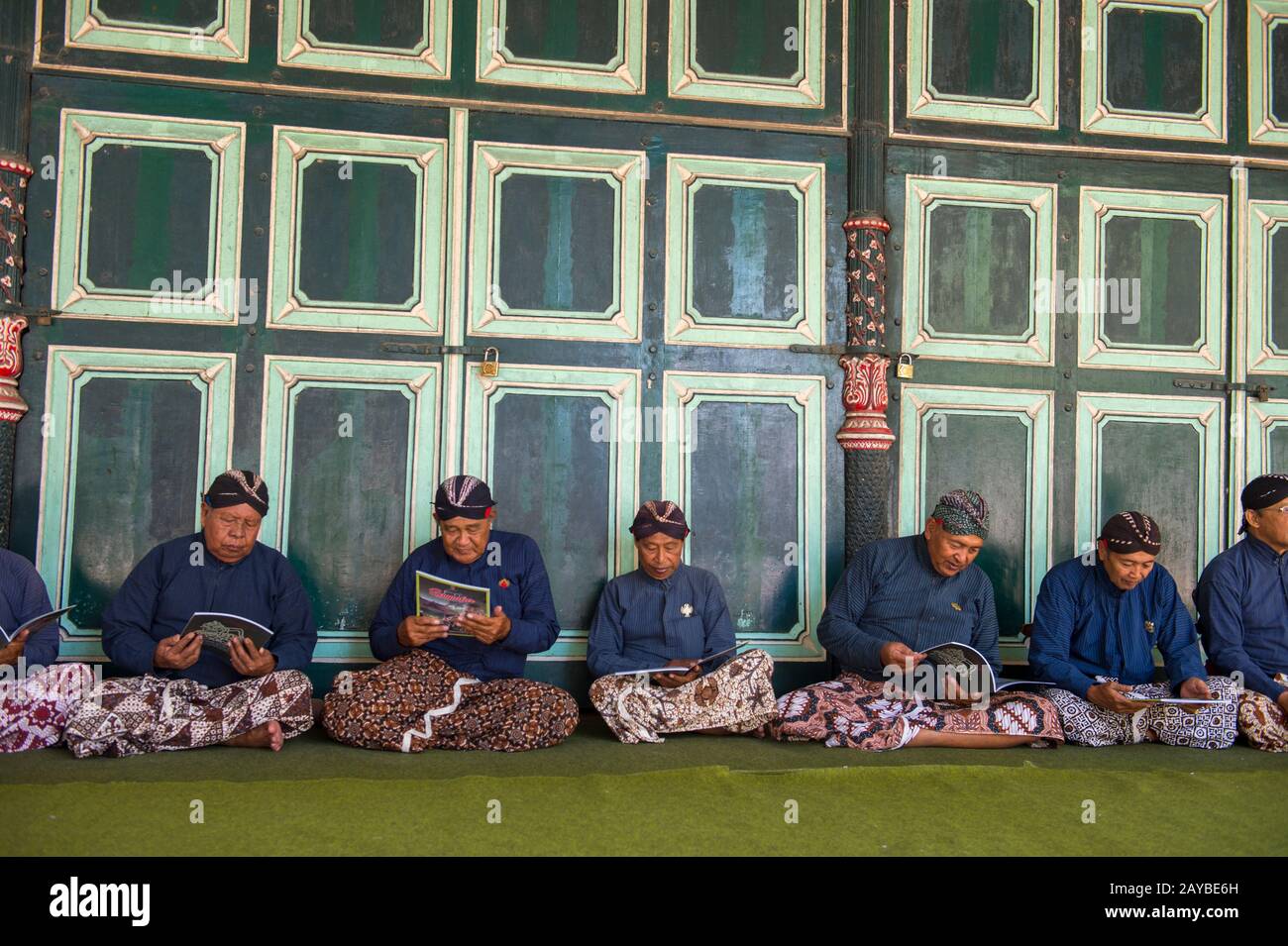 Servants to the Sultan at the Kraton of Yogyakarta (Keraton ...
