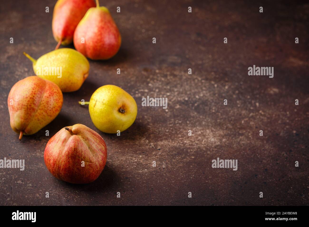 Fresh ripe organic red-yellow pears Stock Photo - Alamy