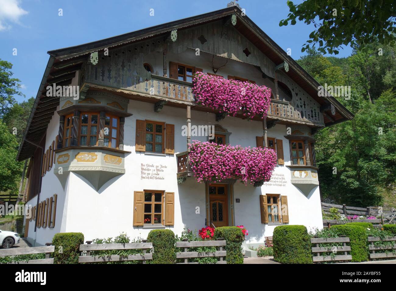 House in the alps hi-res stock photography and images - Alamy