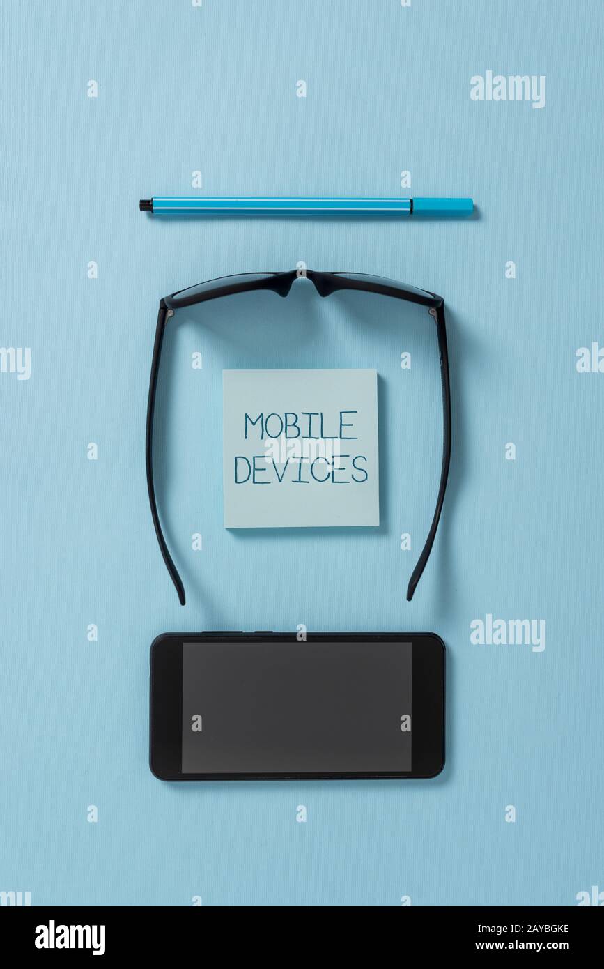 Portable computer device hi-res stock photography and images - Alamy