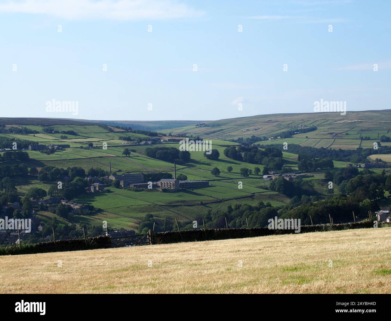Calder valley yorkshire hi-res stock photography and images - Alamy
