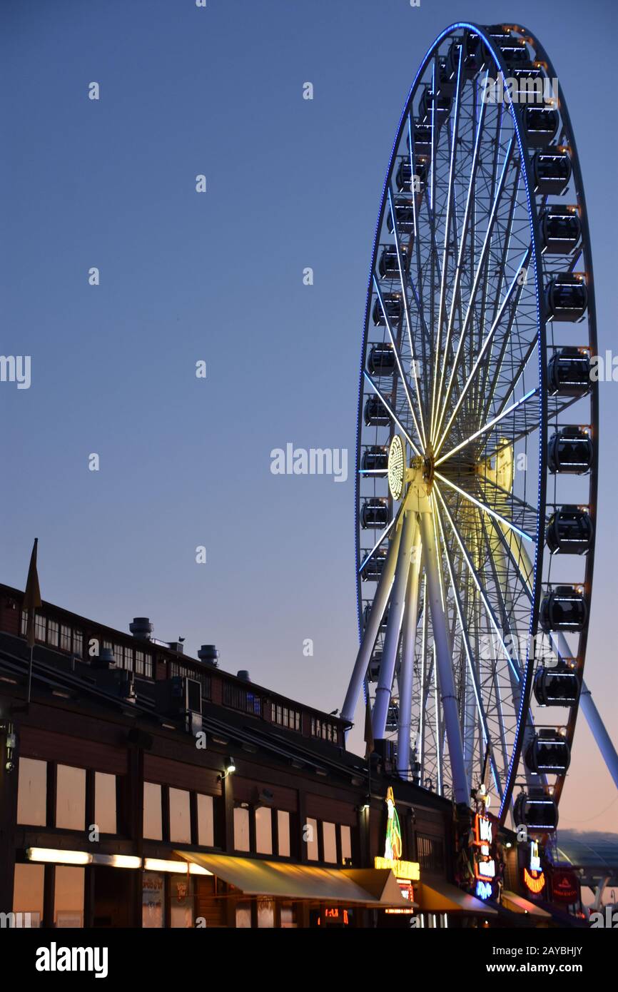 The Seattle Great Wheel in Seattle, Washington Stock Photo - Alamy