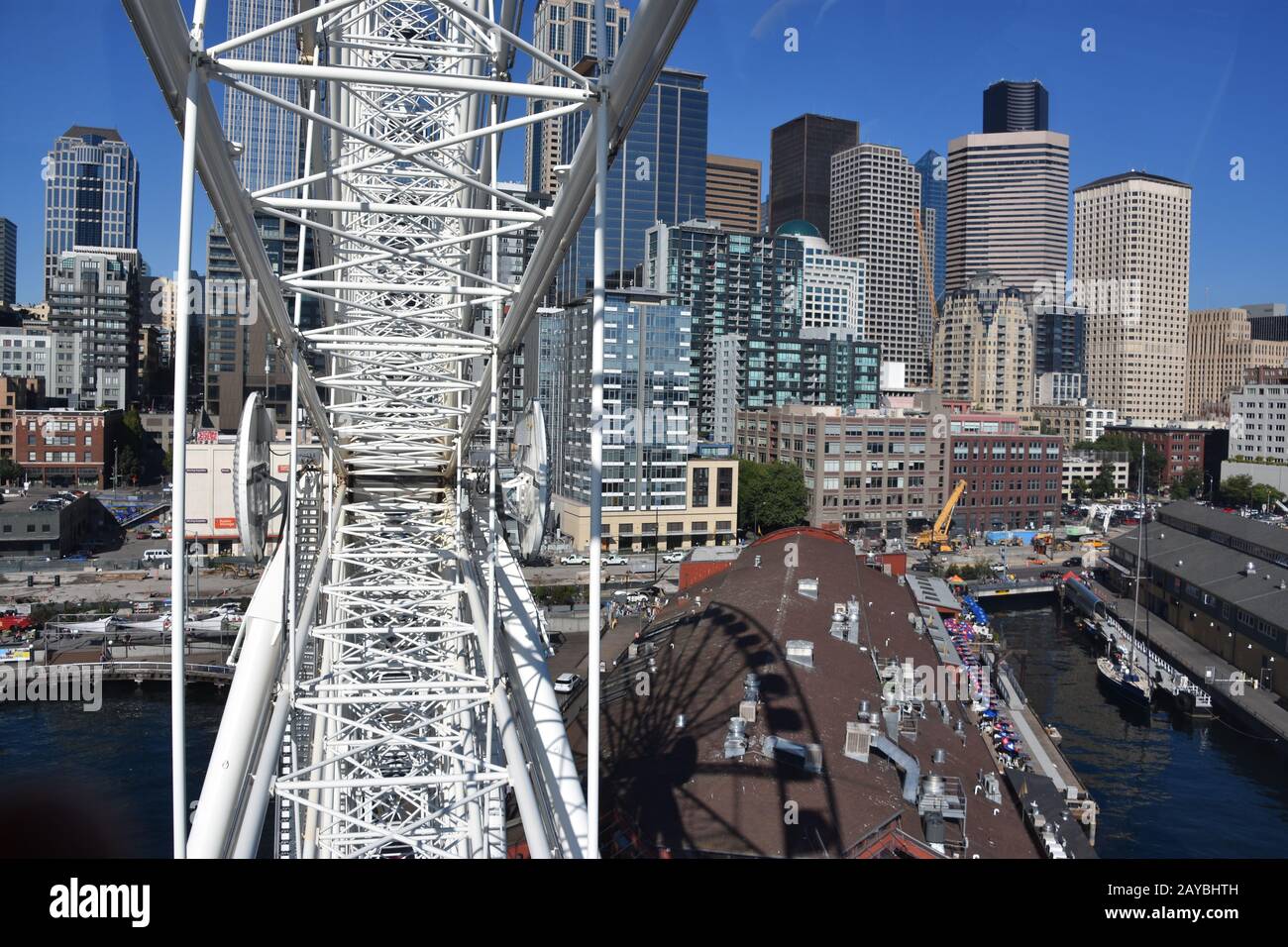 The Seattle Great Wheel in Seattle, Washington Stock Photo - Alamy