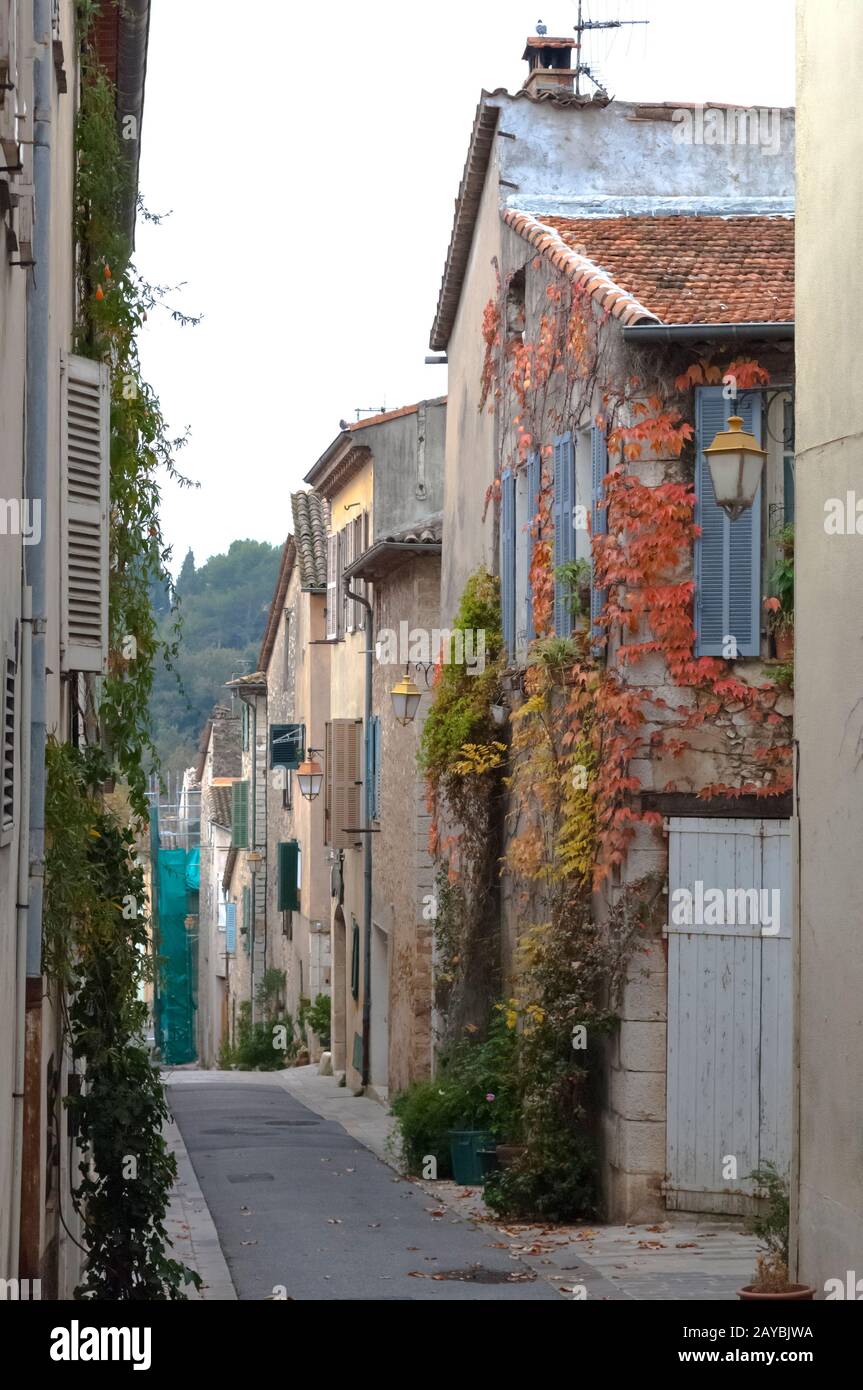 valbonne opio - small french town Stock Photo - Alamy