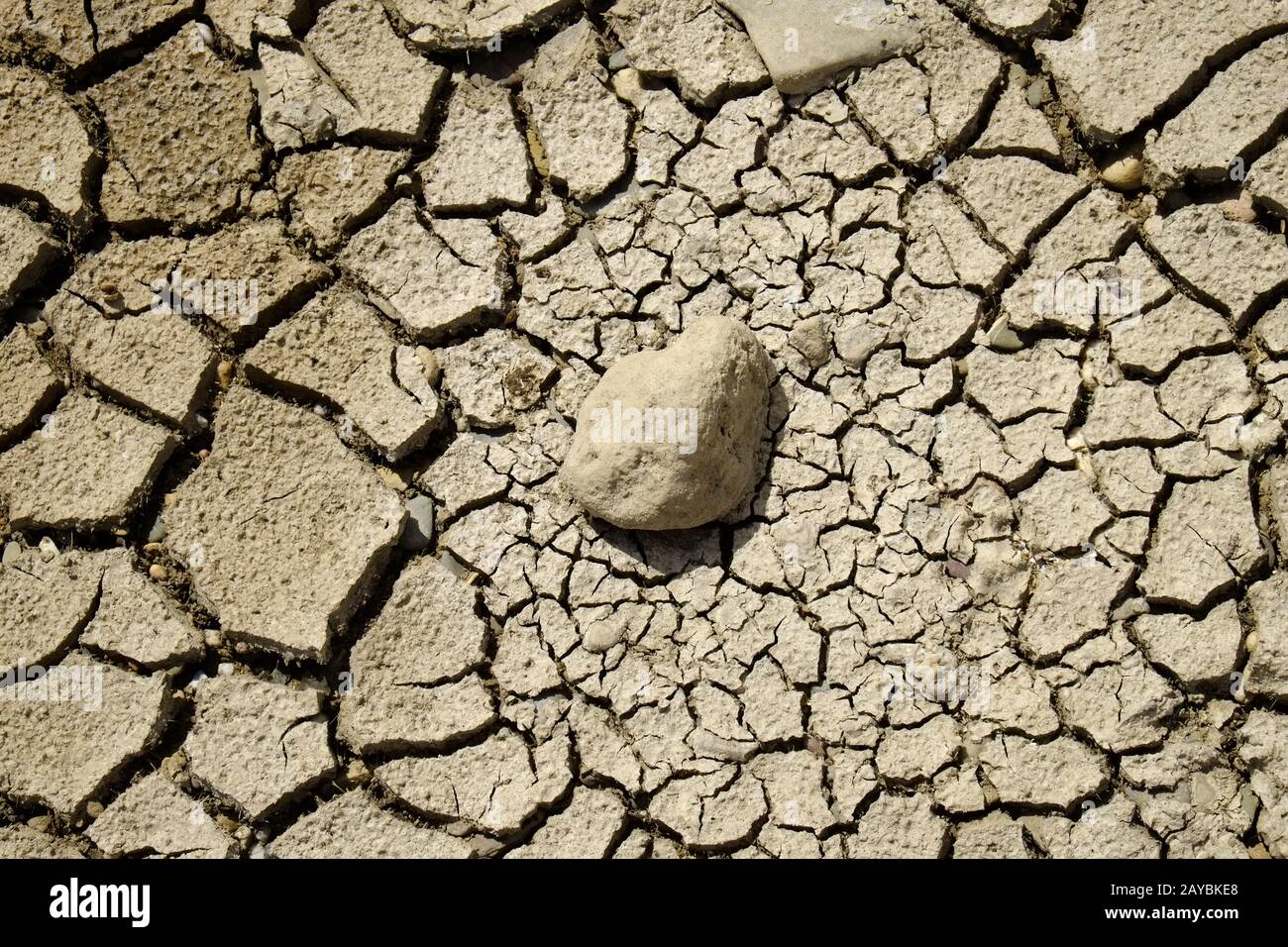 Dried out puddle Stock Photo - Alamy