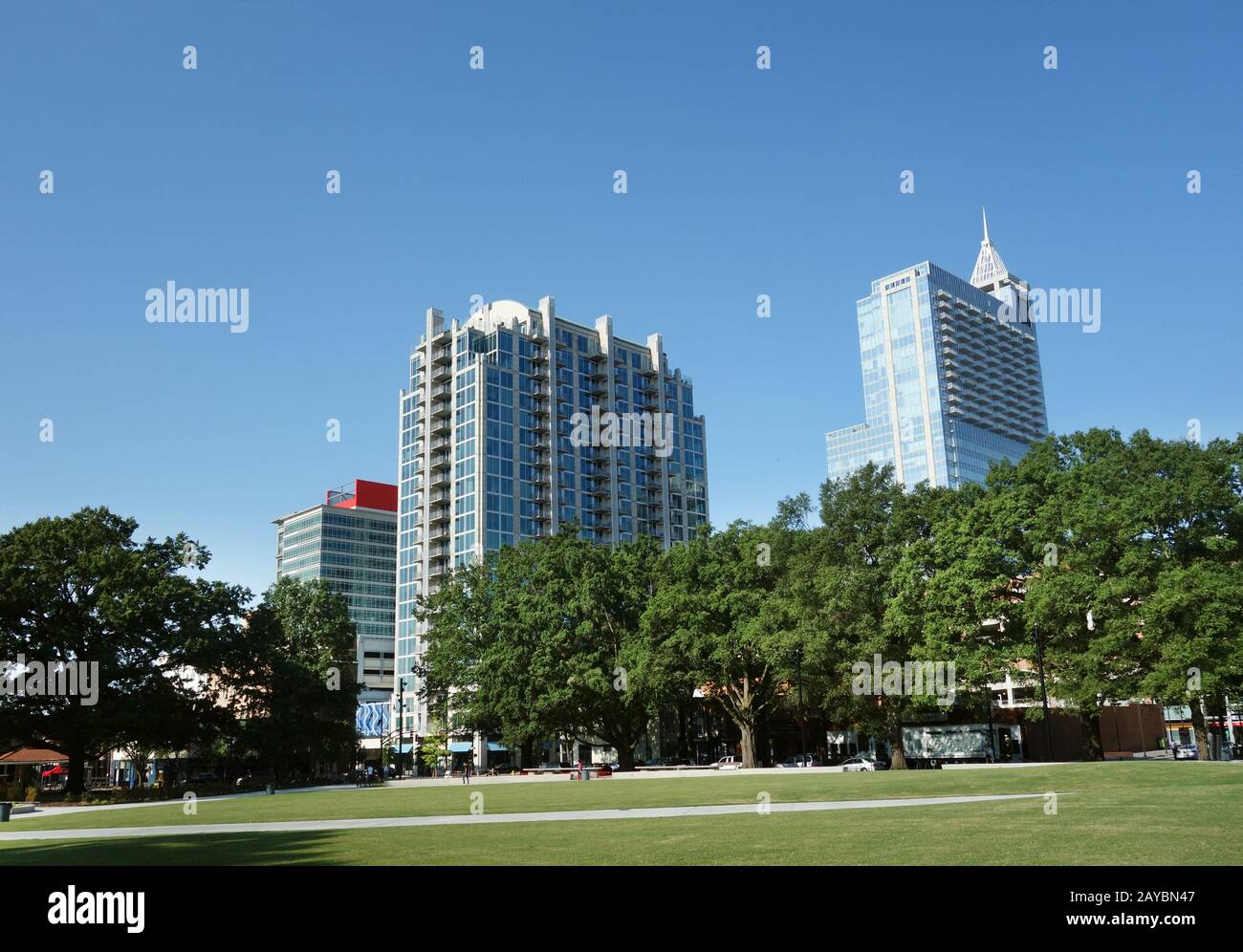 Downtown square hi-res stock photography and images - Alamy