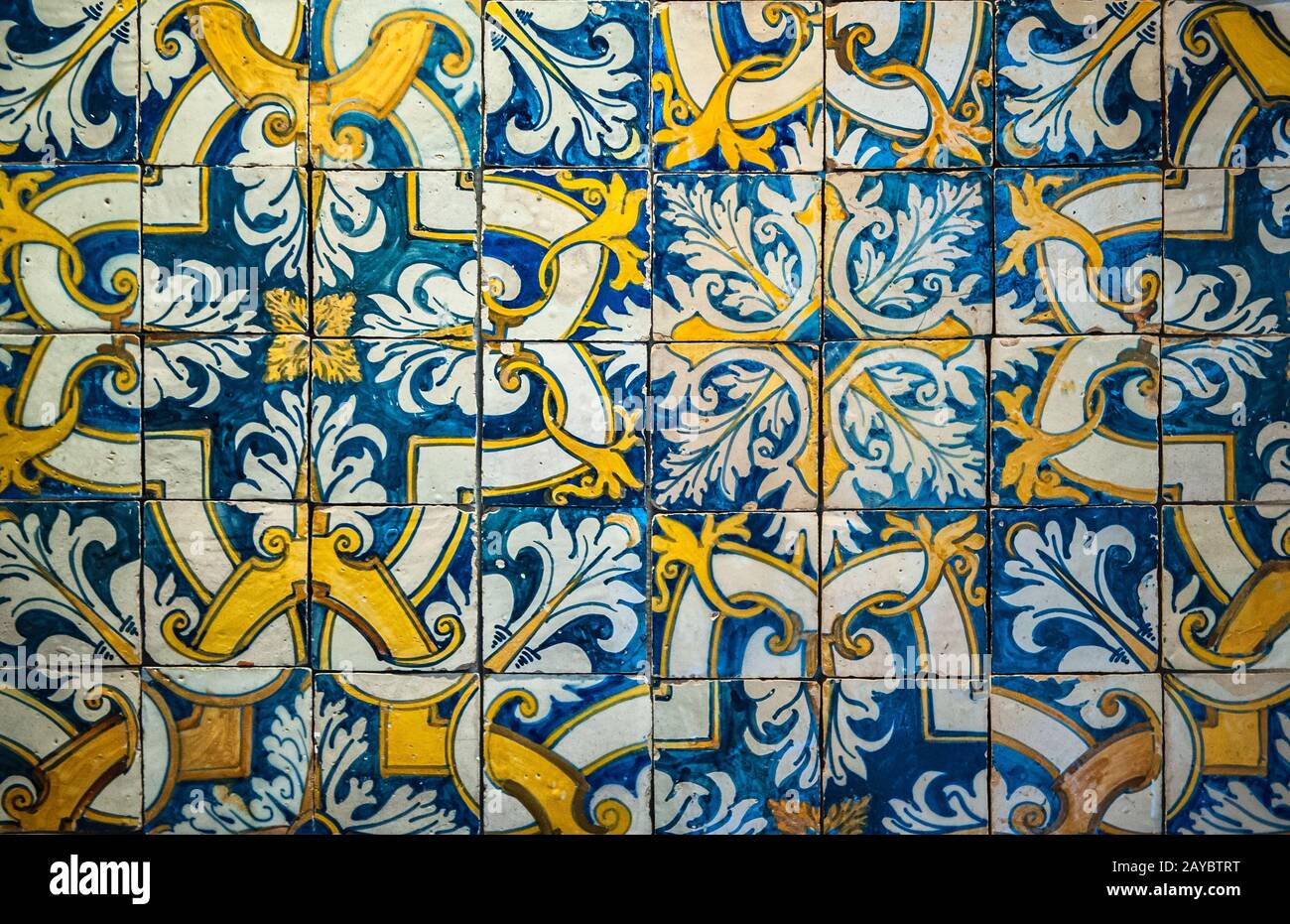 Vintage ceramic floor tiles hi-res stock photography and images - Alamy