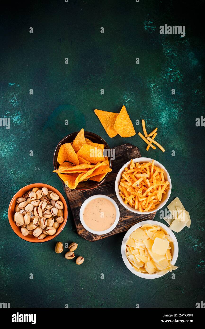 Beer and snacks set hi-res stock photography and images - Alamy