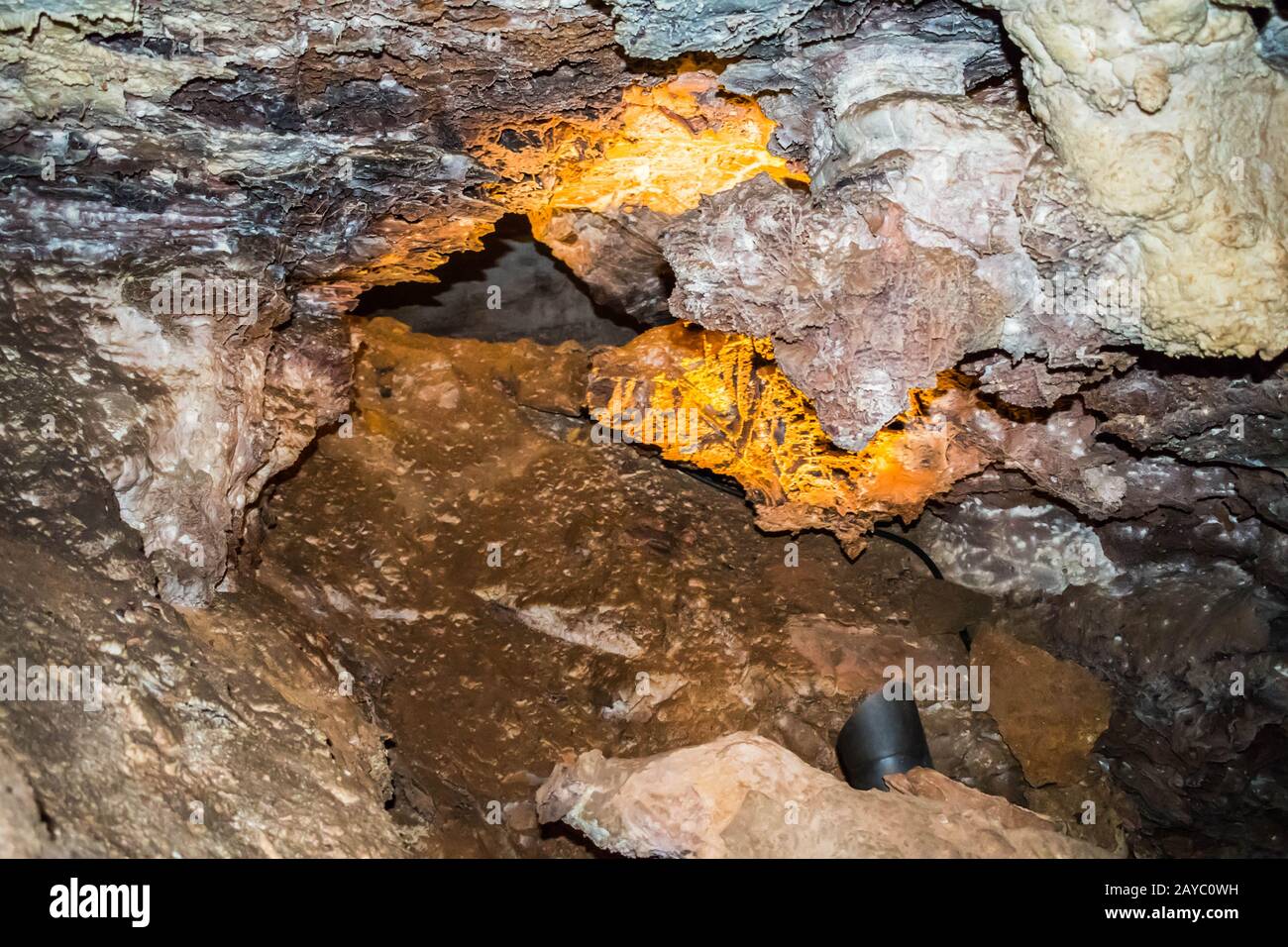A Boxwork geological formation of rocks in Wind Cave National Park ...