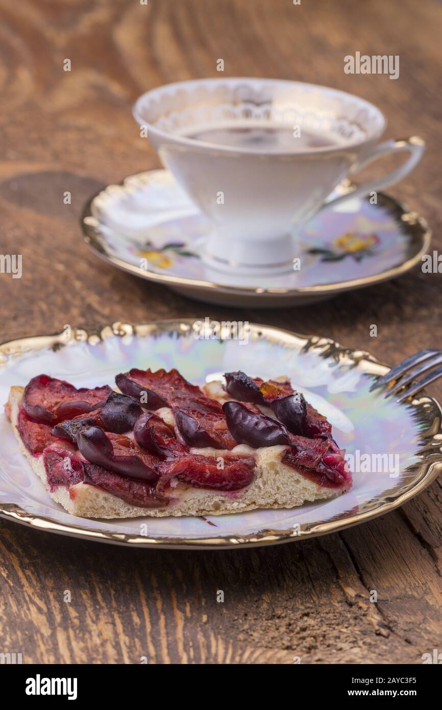 Dachi hi-res stock photography and images - Alamy