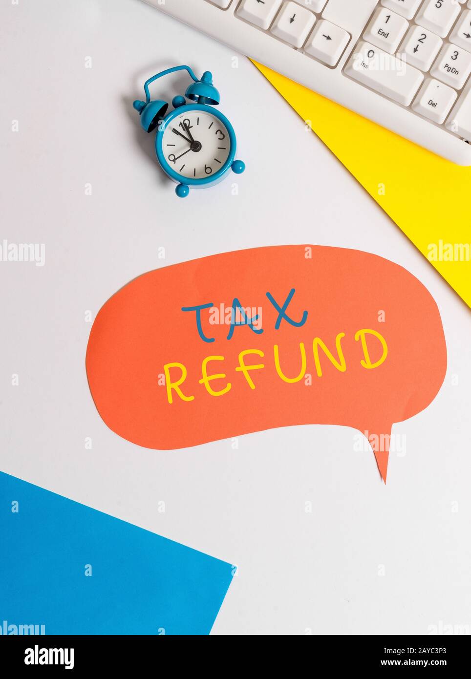 Tax refund check hi-res stock photography and images - Alamy