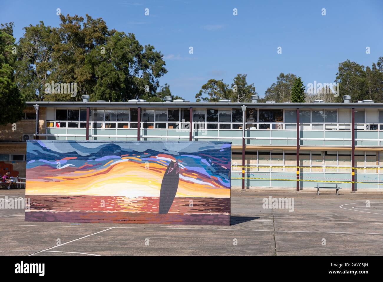 School building grounds australia hi-res stock photography and images ...