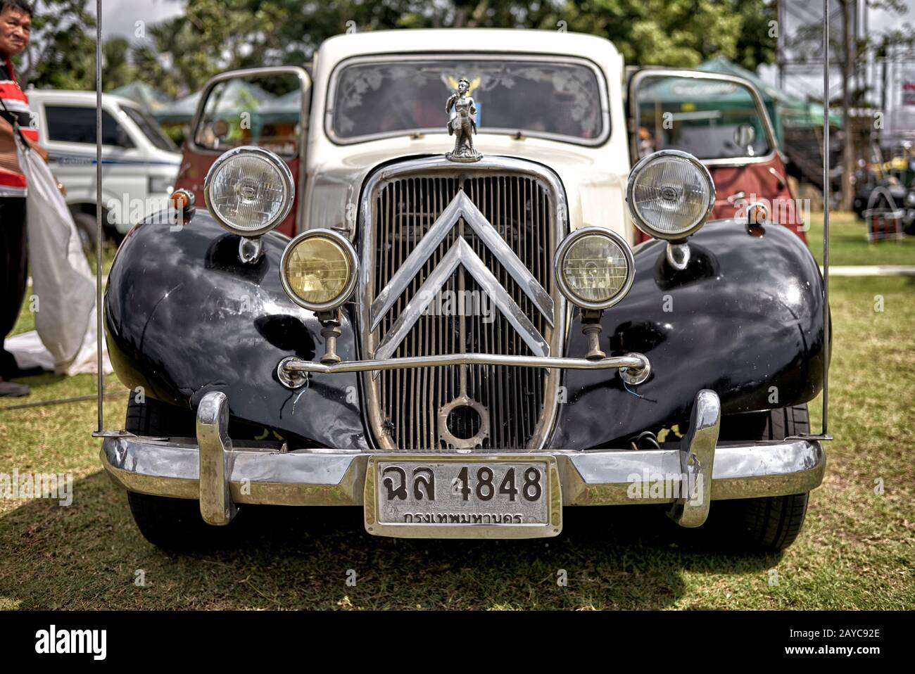 Pre war cars hi-res stock photography and images - Alamy