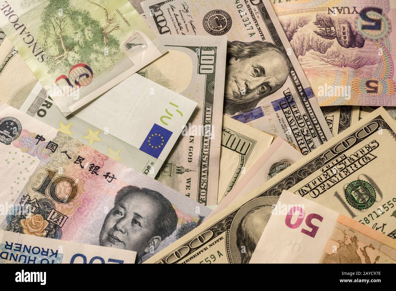 Chinese yuan dollar bill hi-res stock photography and images - Alamy