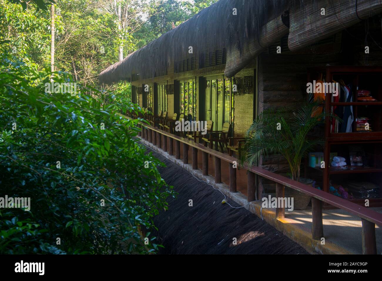 Borneo rainforest lodge hi-res stock photography and images - Alamy