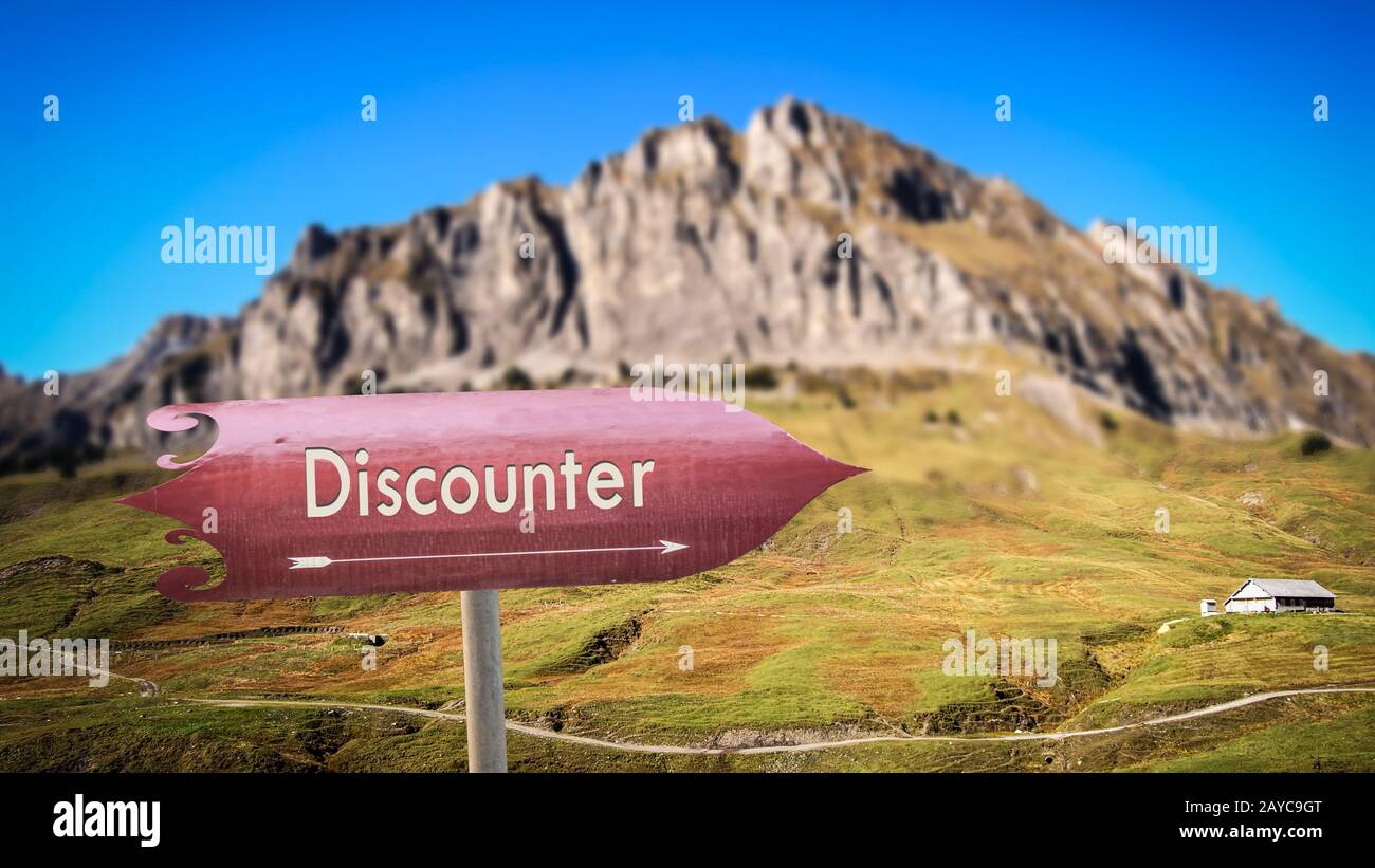 Street Sign to Discounter Stock Photo - Alamy