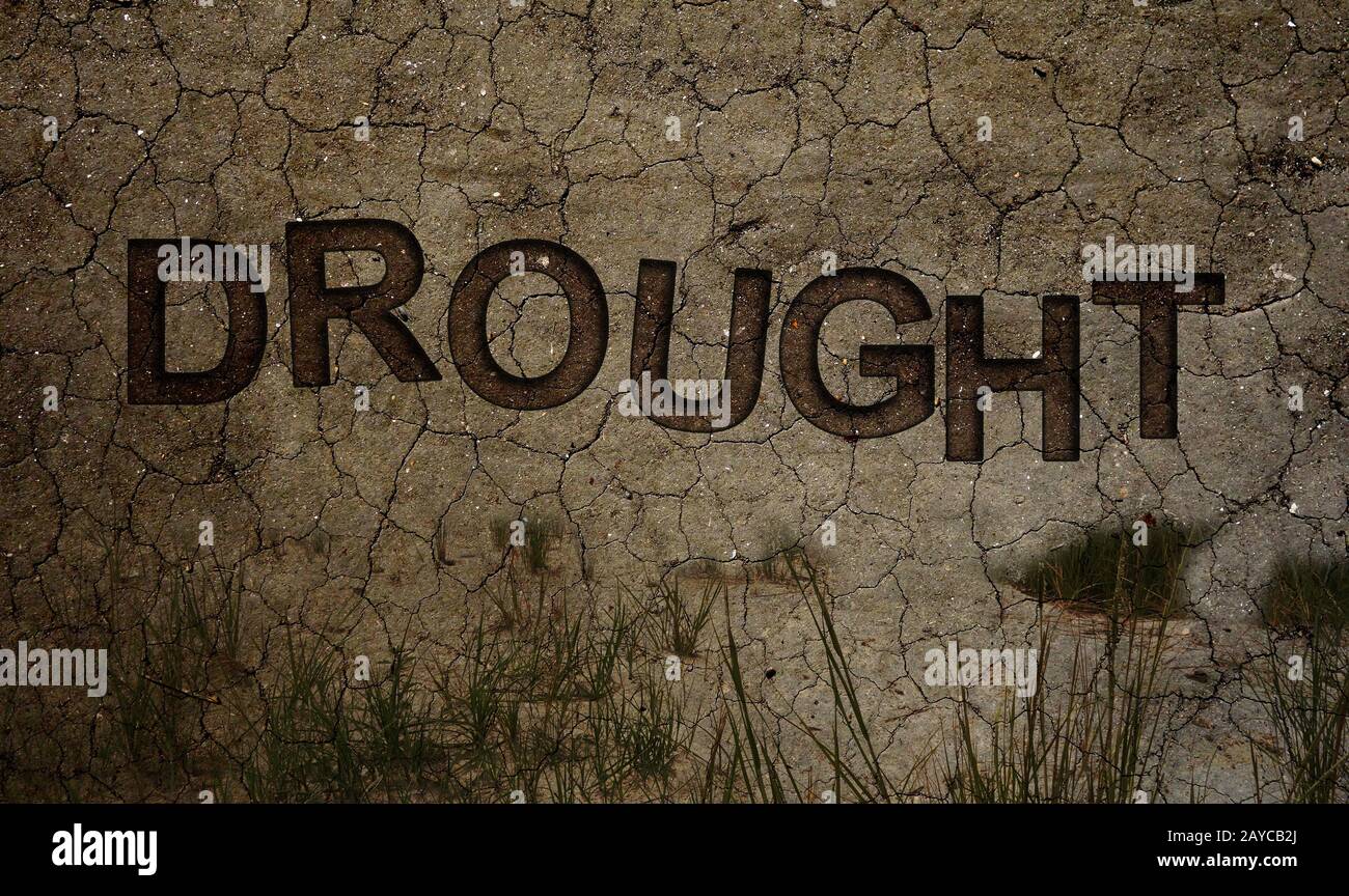 Drought message in dry cracked dirt Stock Photo - Alamy