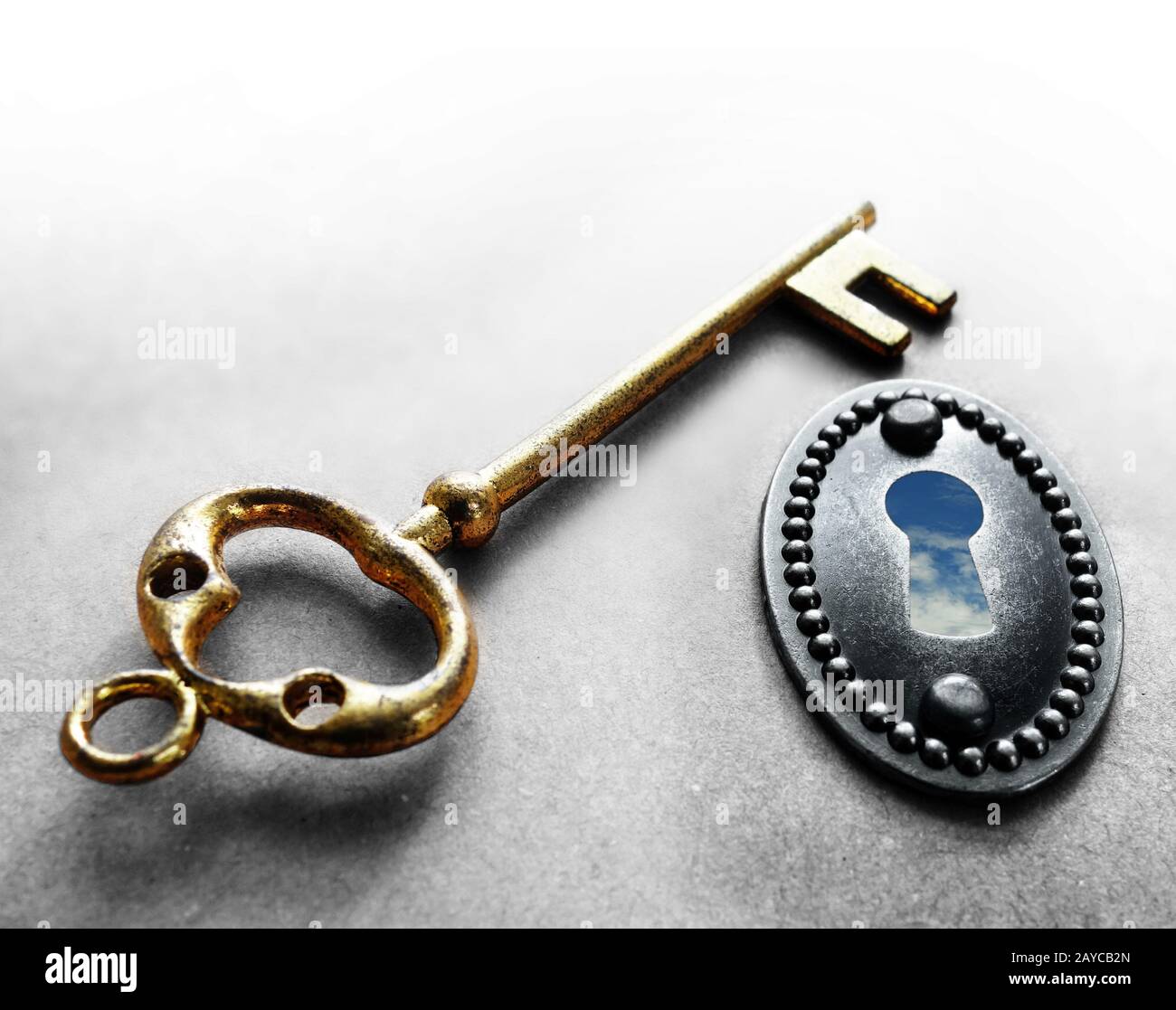 Vintage lock hi-res stock photography and images - Alamy