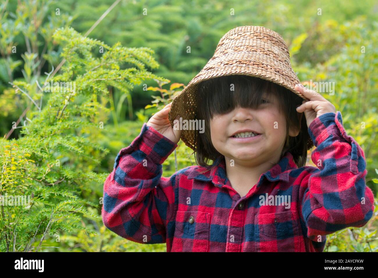 Woven hat hi-res stock photography and images - Alamy