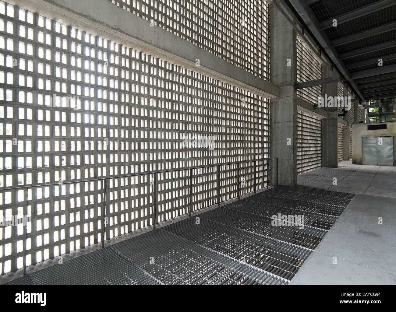 Concrete corridor hi-res stock photography and images - Alamy
