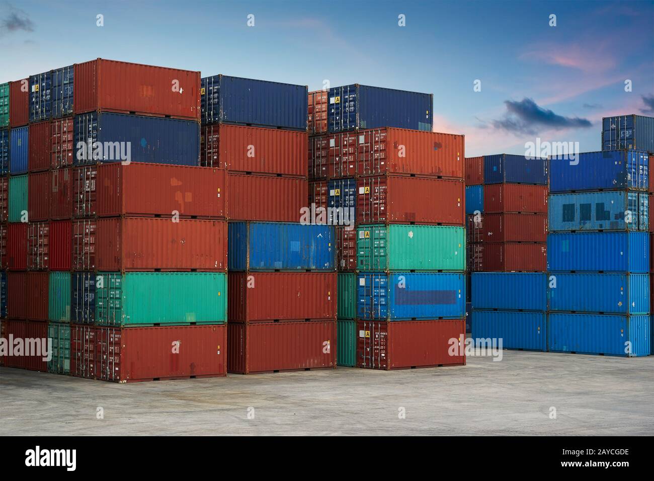 Shipping containers stacked stack hi-res stock photography and images ...