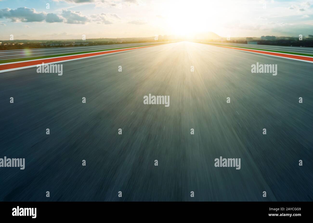 Empty car racetrack hi-res stock photography and images - Alamy