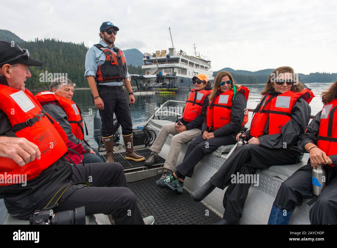 Passengers from the cruise ship Safari Endeavour in a dip zodiac in ...