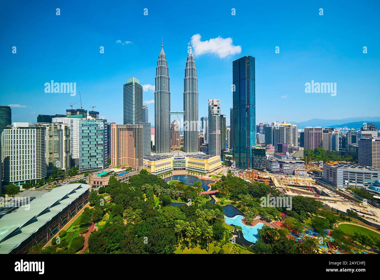 Tallest building kuala lumpur hi-res stock photography and images - Alamy