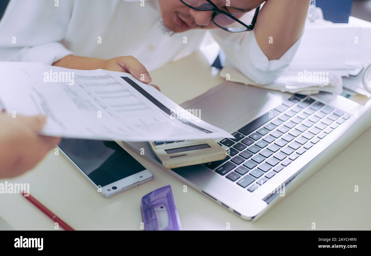Stress office desk hi-res stock photography and images - Alamy