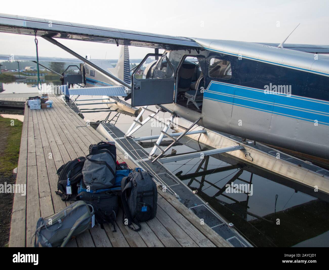 Floatplane seaplane dock hi-res stock photography and images - Alamy