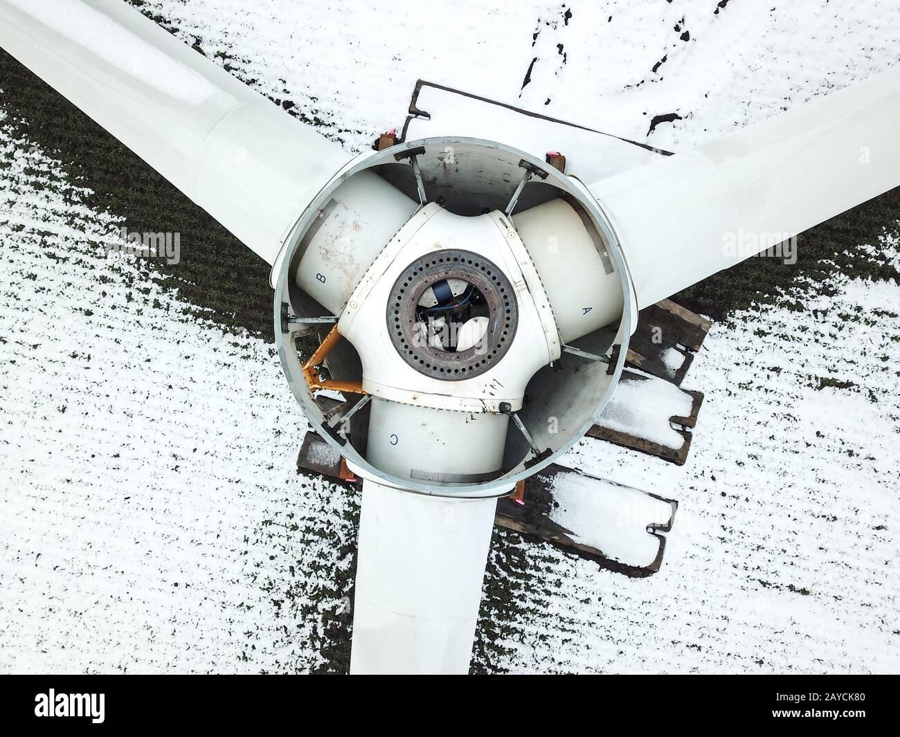mounted rotor of a wind turbine before demounting Stock Photo - Alamy