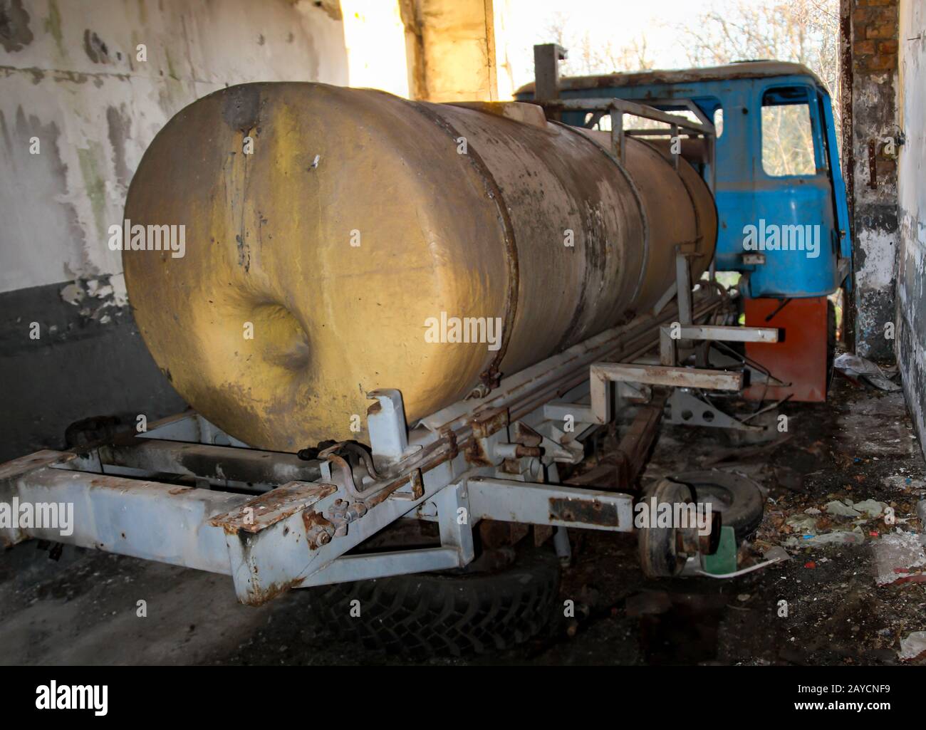Details of an old lapping slurry truck Stock Photo - Alamy