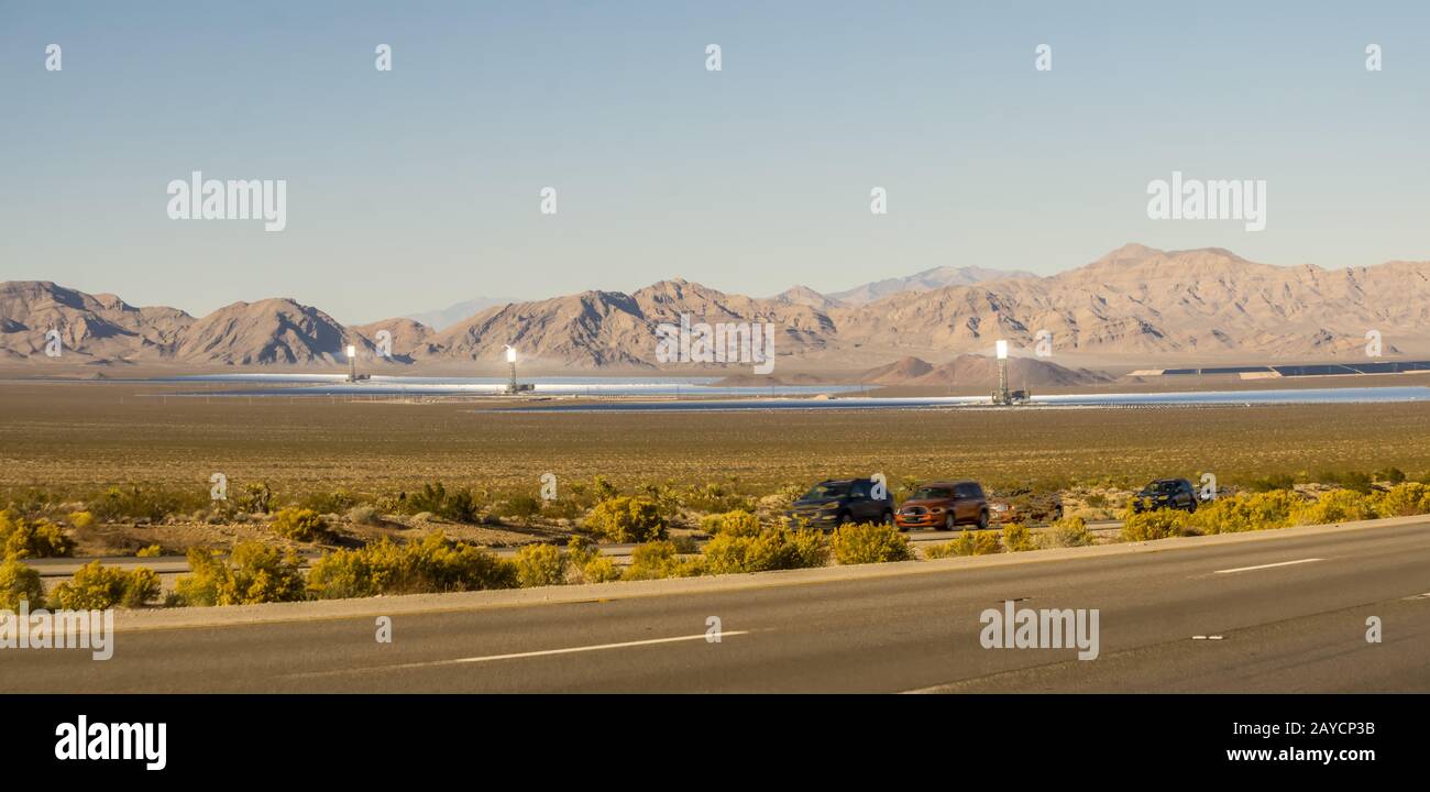 Power tower mojave desert hi-res stock photography and images - Alamy