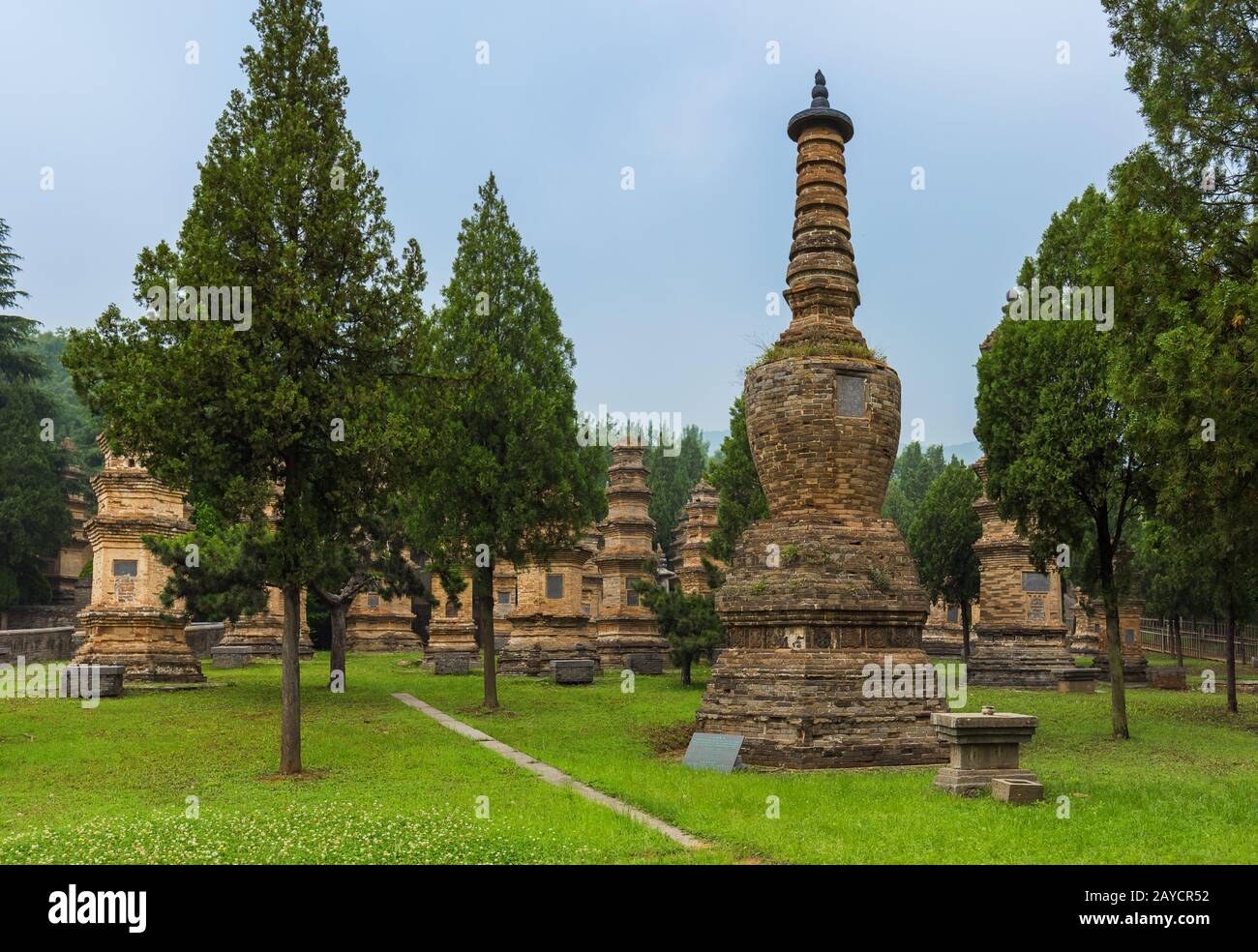 Pagoda Forest at Shaolin Buddhist monastery - China Stock Photo - Alamy