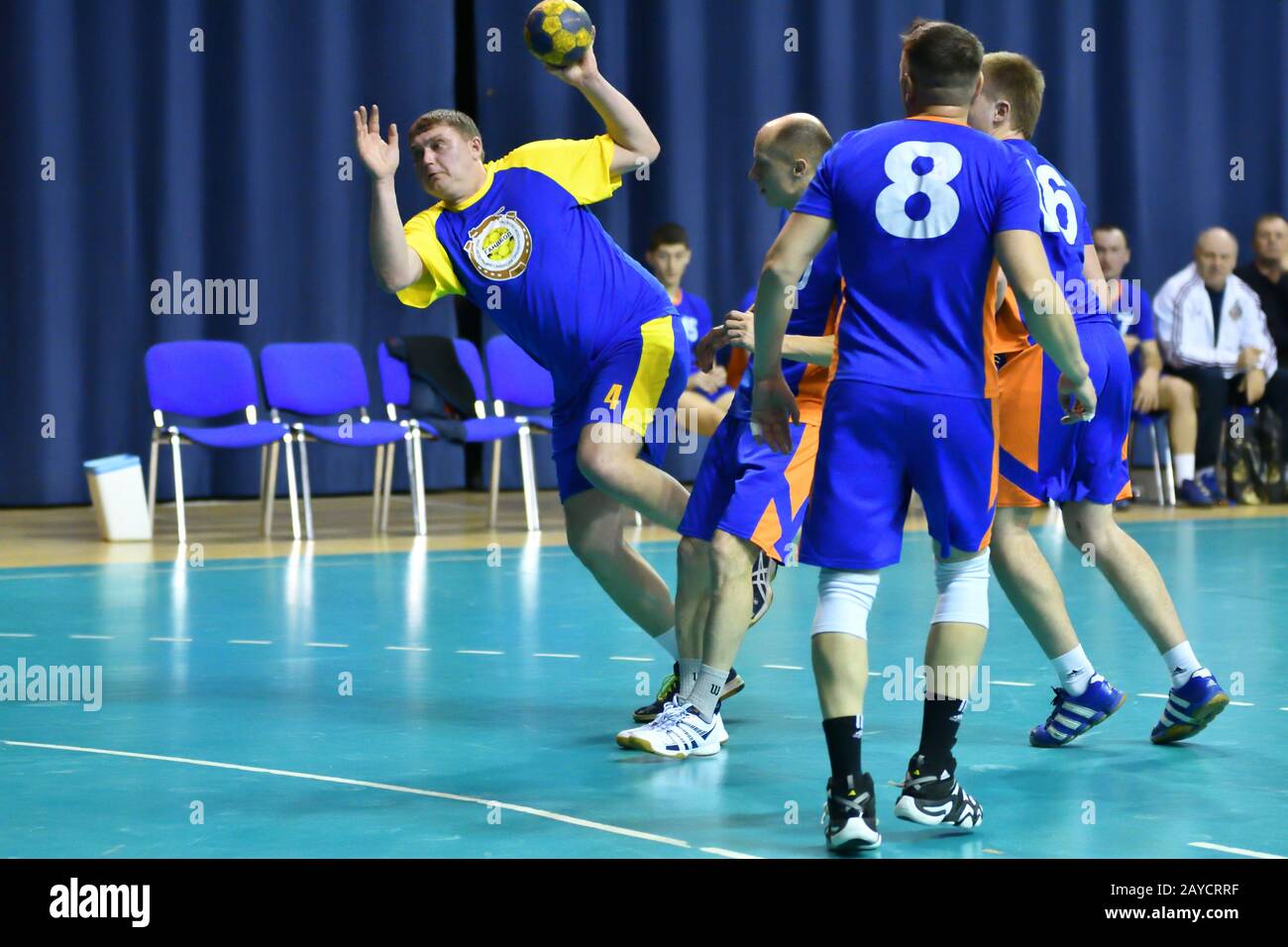 The handball boys hi-res stock photography and images - Alamy