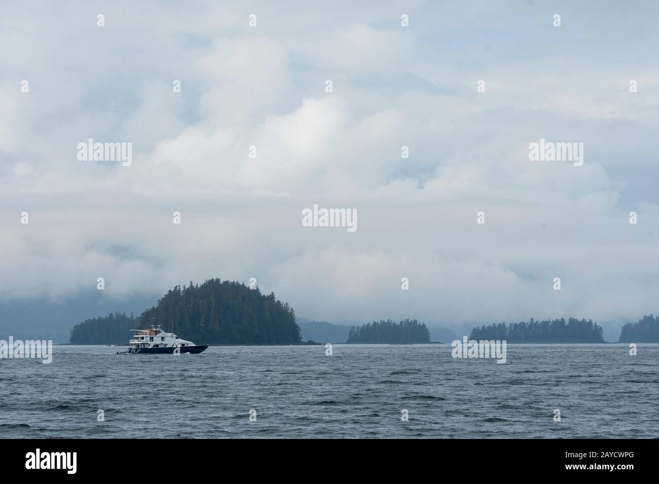 The Uncruise boat Safari Quest in Stephens Passage in Southeast Alaska ...