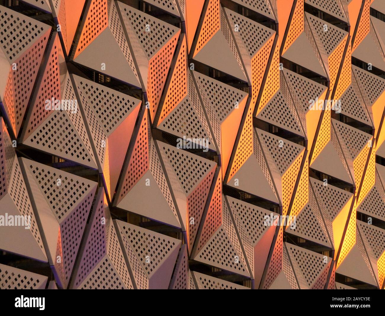 Copper cladding hi-res stock photography and images - Alamy