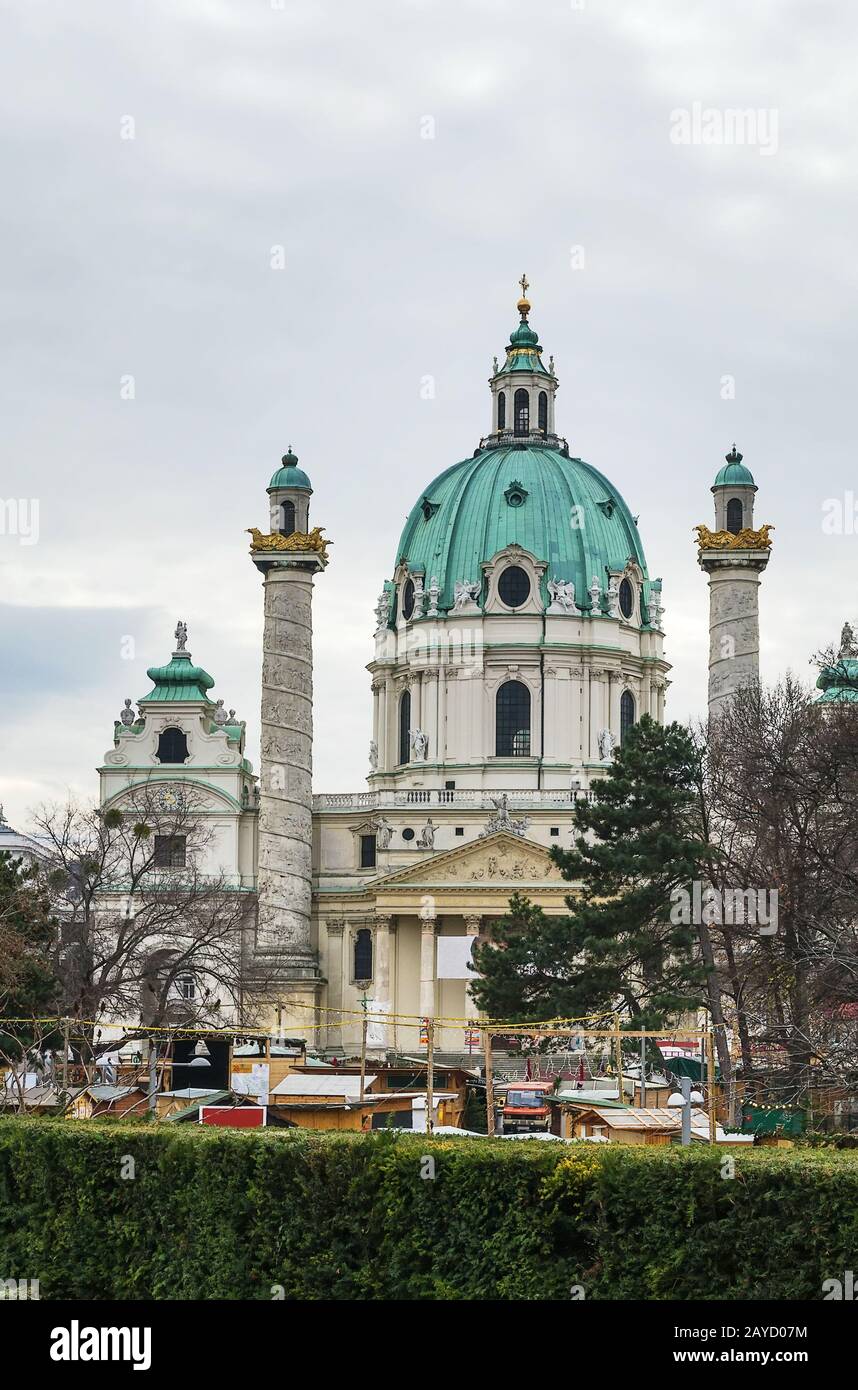 Cathedral basilica st charles hi-res stock photography and images - Alamy