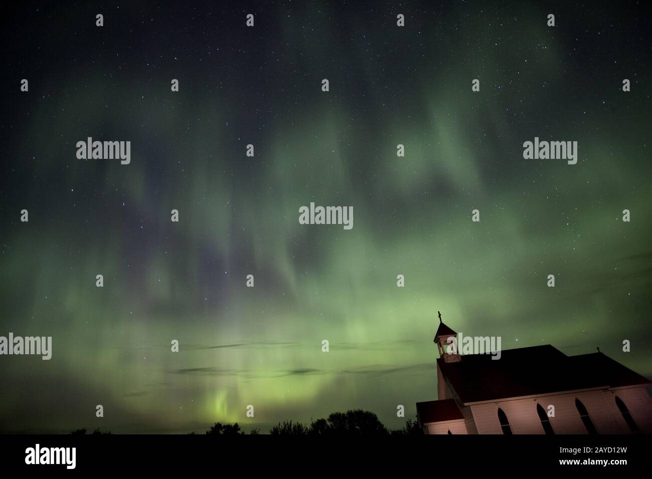 Saskatchewan country church hi-res stock photography and images - Alamy