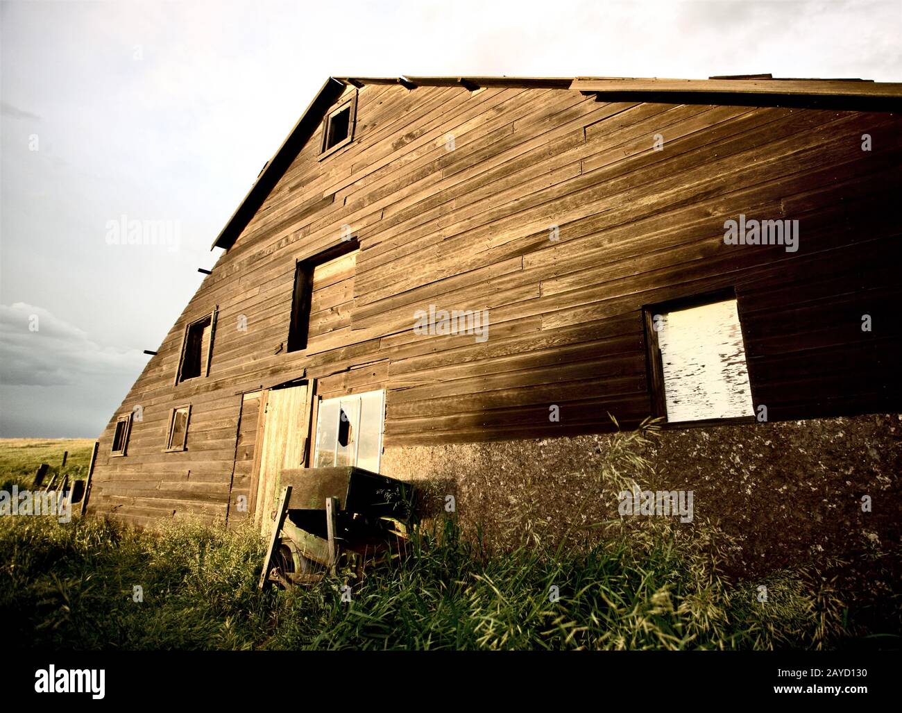 Deserted farm house hi-res stock photography and images - Alamy