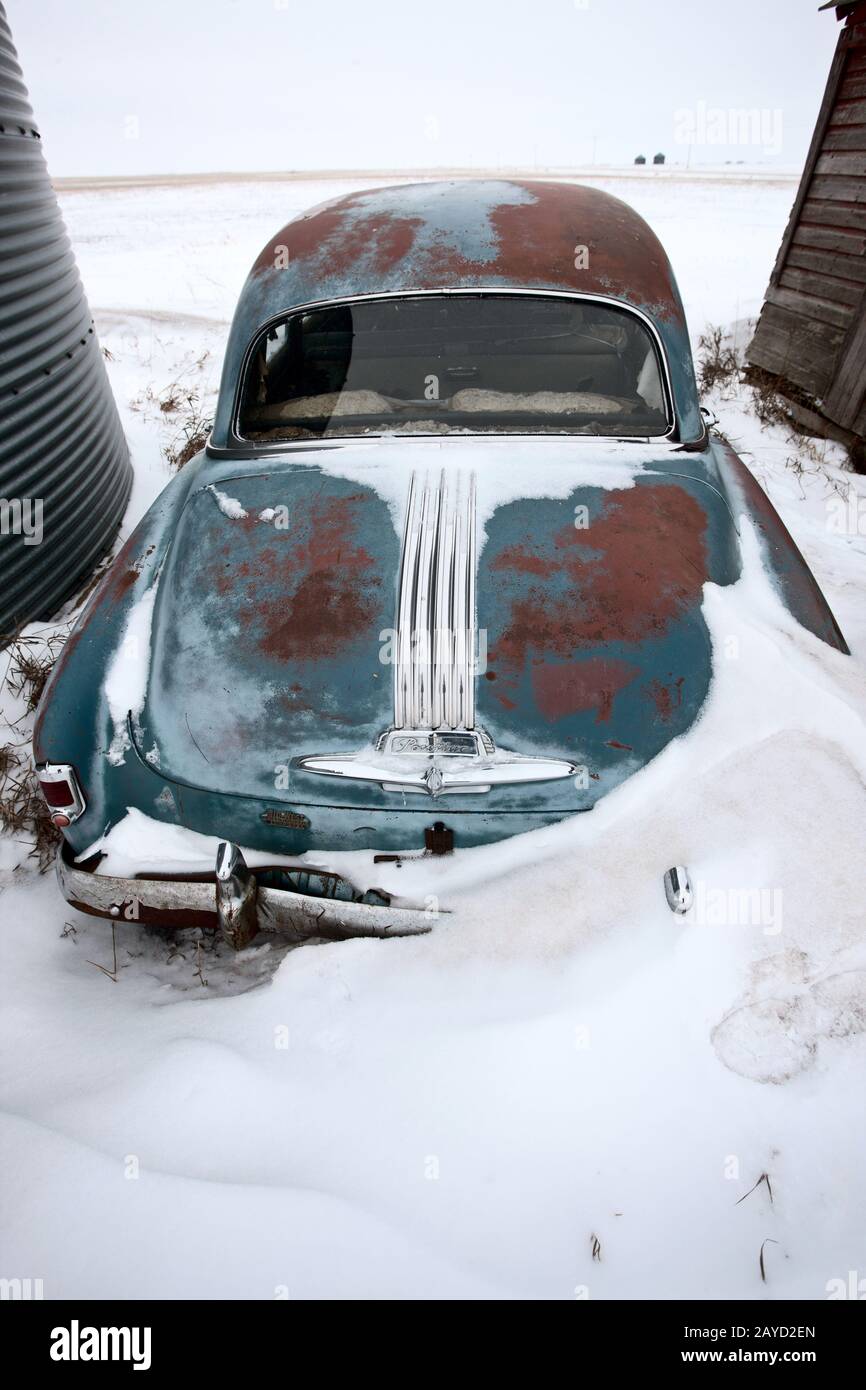 Old rusty pontiac hi-res stock photography and images - Alamy