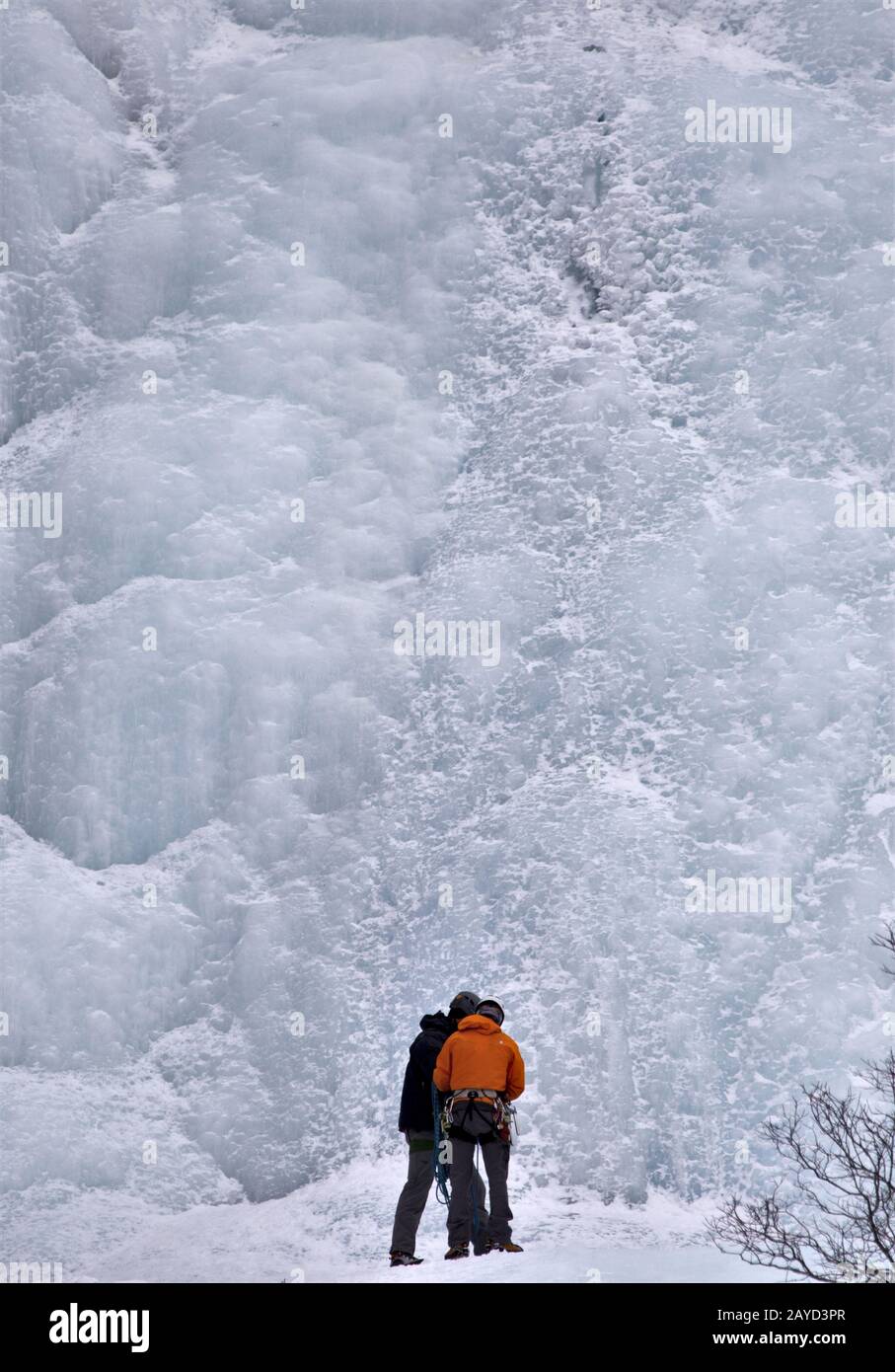 Ice challenge hi-res stock photography and images - Alamy