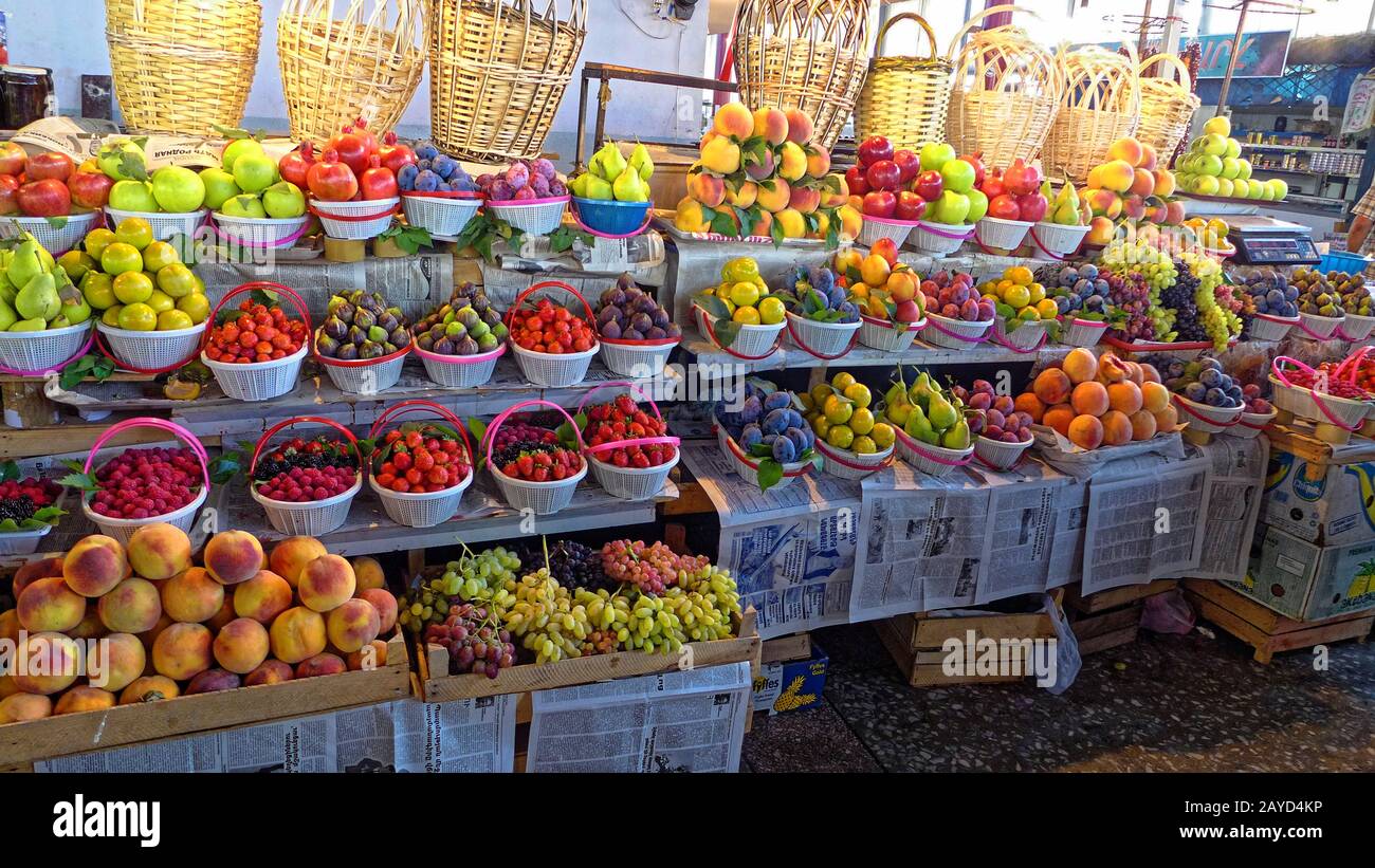 Shopping in yerevan hi-res stock photography and images - Alamy