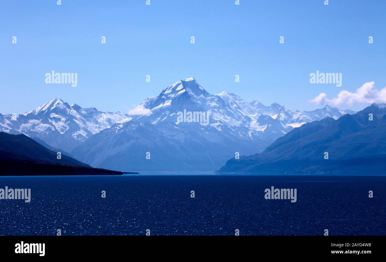 Mount Cook New Zealand Stock Photo - Alamy