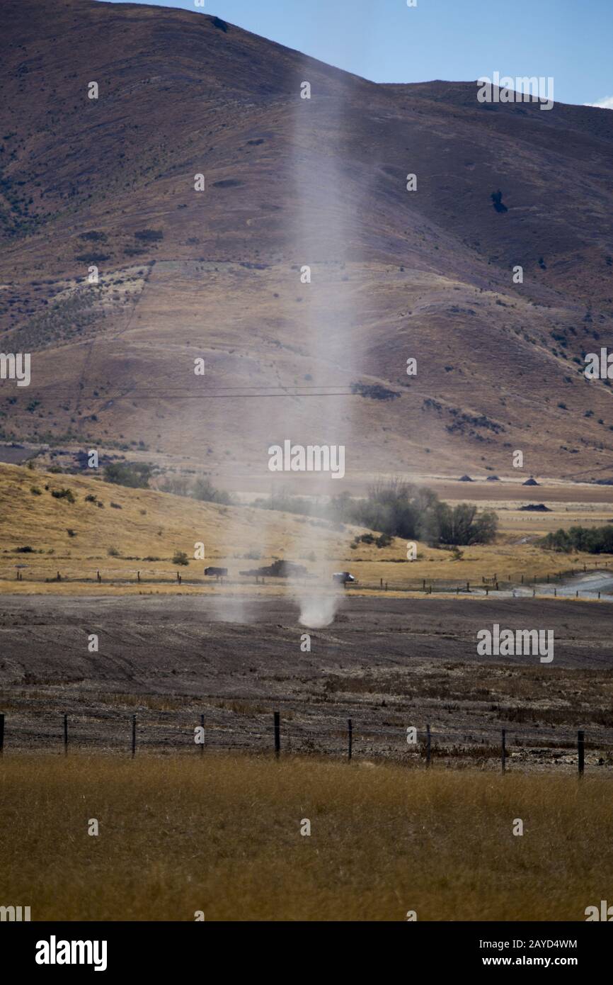 Dust devil hi-res stock photography and images - Alamy