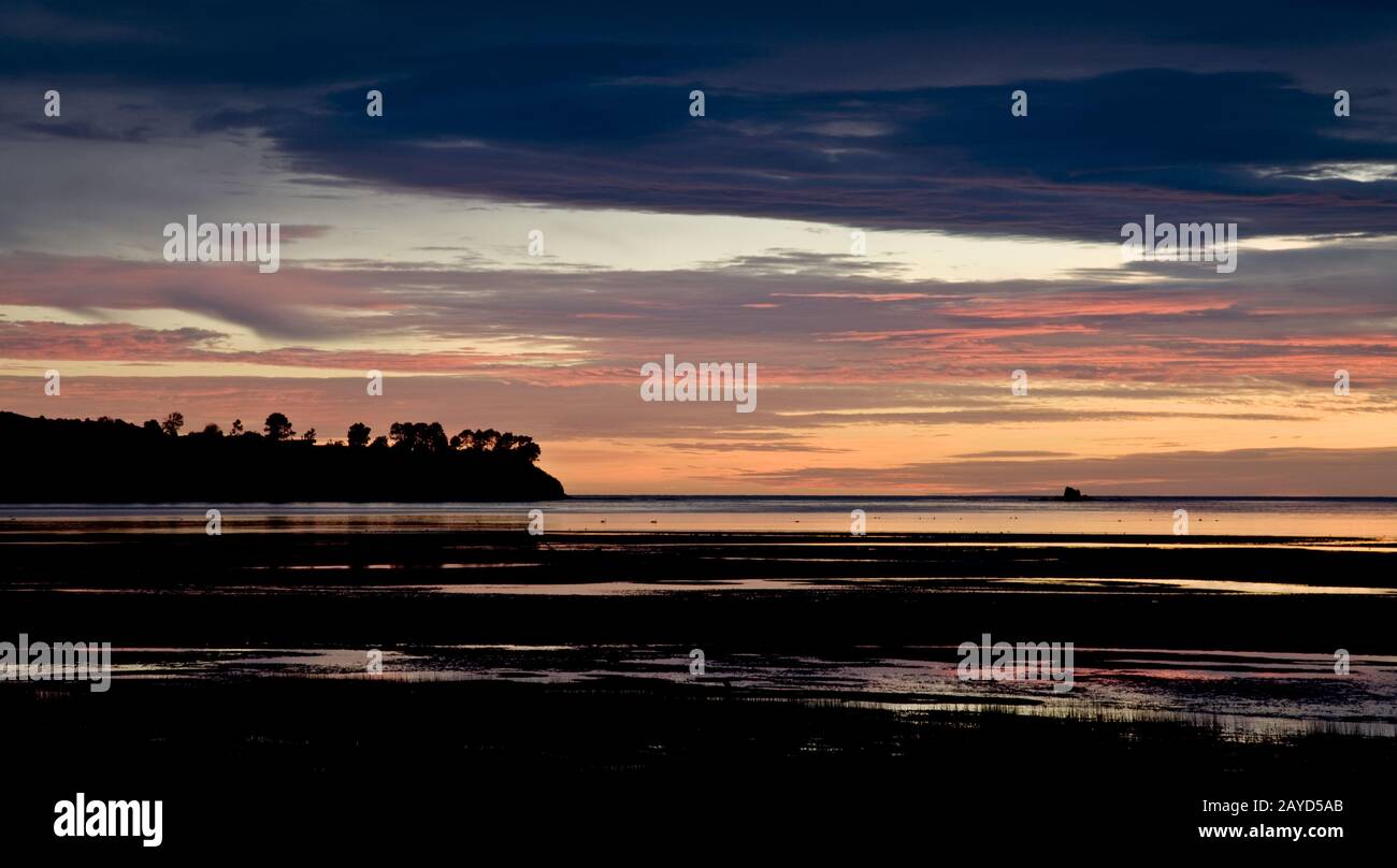 Nelson sunrise hi-res stock photography and images - Alamy