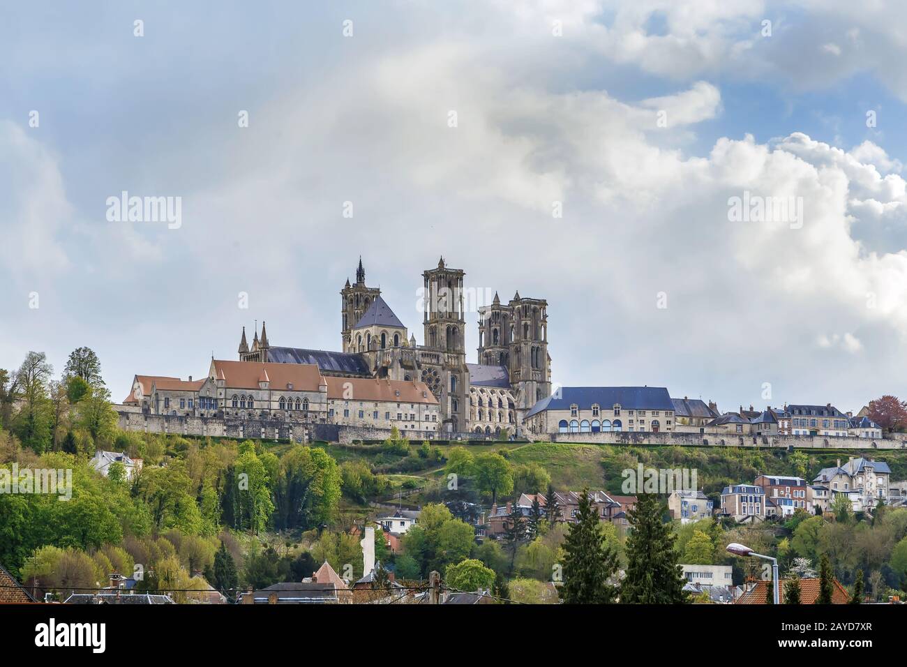 Laon cathedral hi-res stock photography and images - Alamy