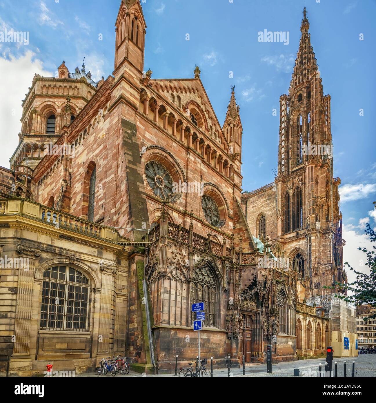 Historic cathedral strasbourg hi-res stock photography and images - Alamy