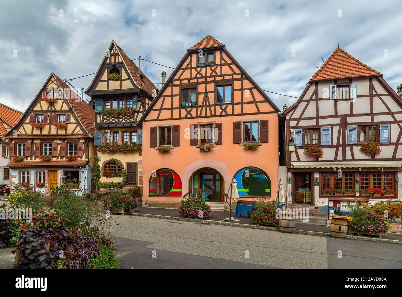 Market Square in Dambach-la-Ville, Alsace, France Stock Photo - Alamy