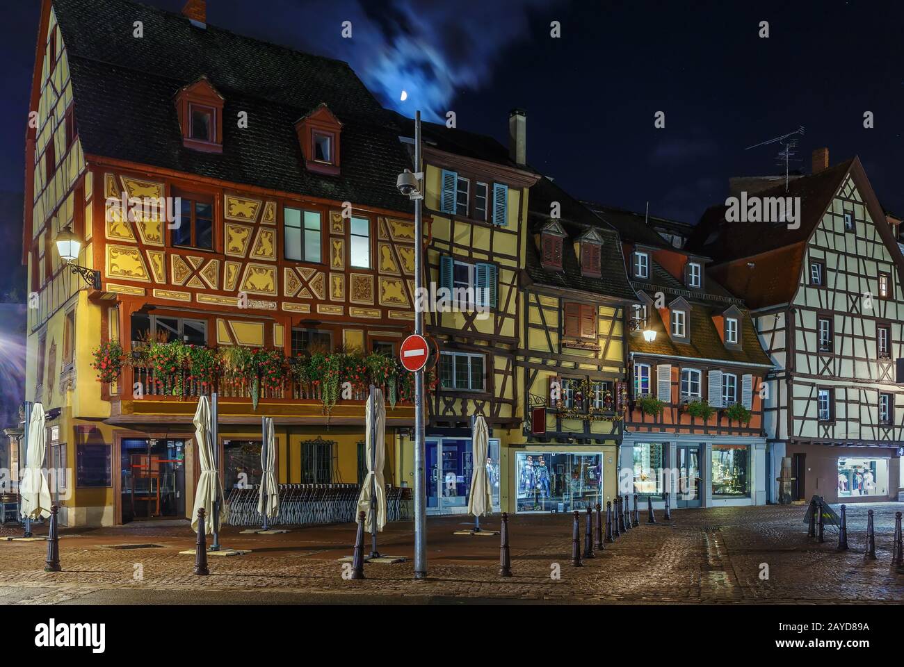 Colmar street hi-res stock photography and images - Alamy